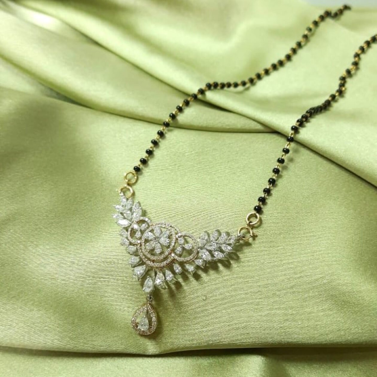 Diamond Mangal Sutra - Narayandas